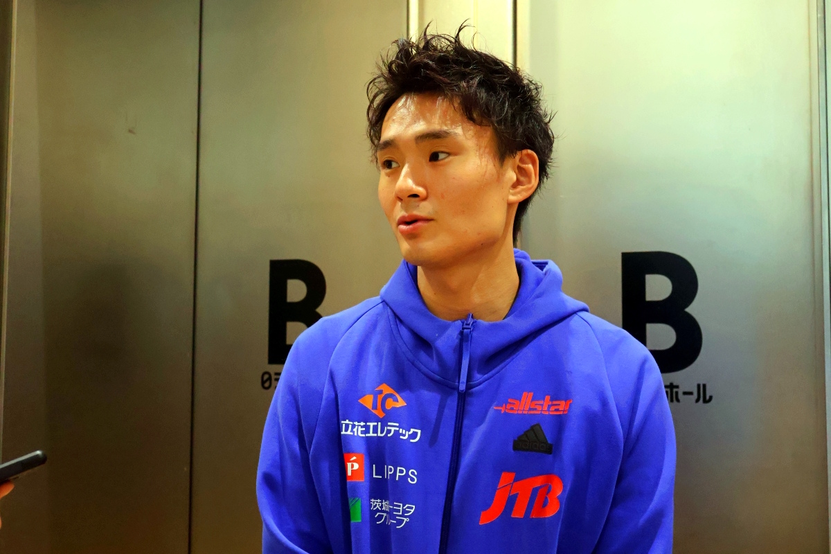 【現地レポート】フェンシング松山恭助が「汐留サマースクール2025」に登場！XR技術を活用したフェンシング体験イベントに参加しました。｜JTBスポーツブログ YELL